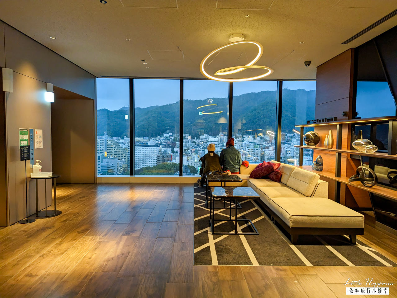 Remm Plus Kobe Sannomiya雷姆普拉斯神戶三宮飯店評價，新開幕超美夜景酒店，地鐵共構超方便 @依娃旅行小確幸